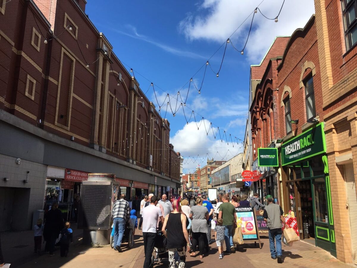 Blackpool Town Centre for Shopping by the Sea - Live Blackpool