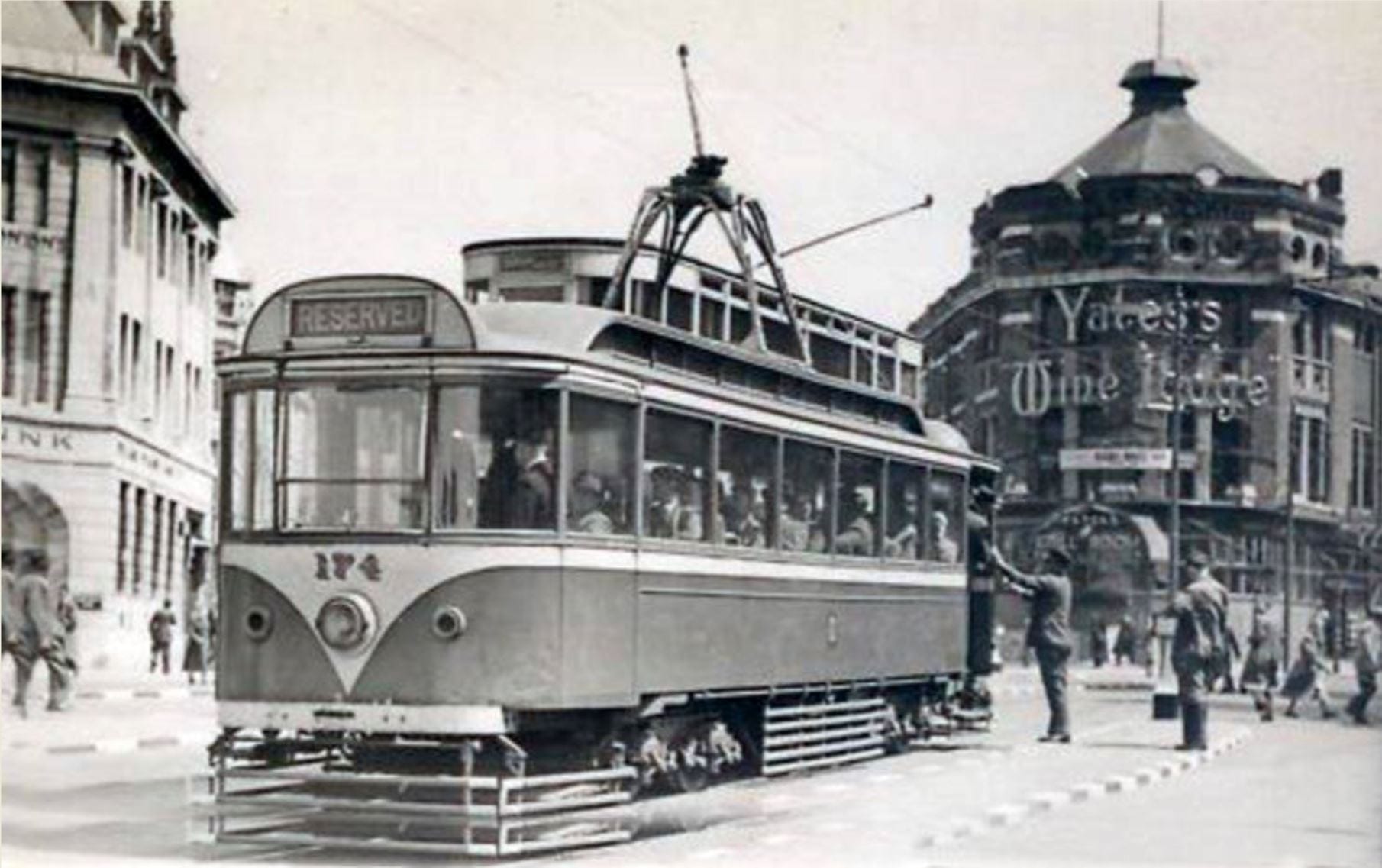 Blackpool Trams - Then and Now • with Live Blackpool
