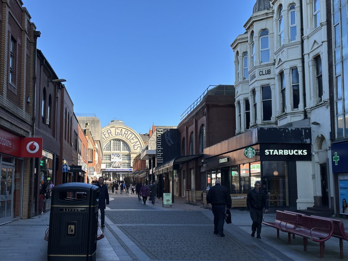 Victoria Street in Blackpool Town Centre • look around with Live Blackpool