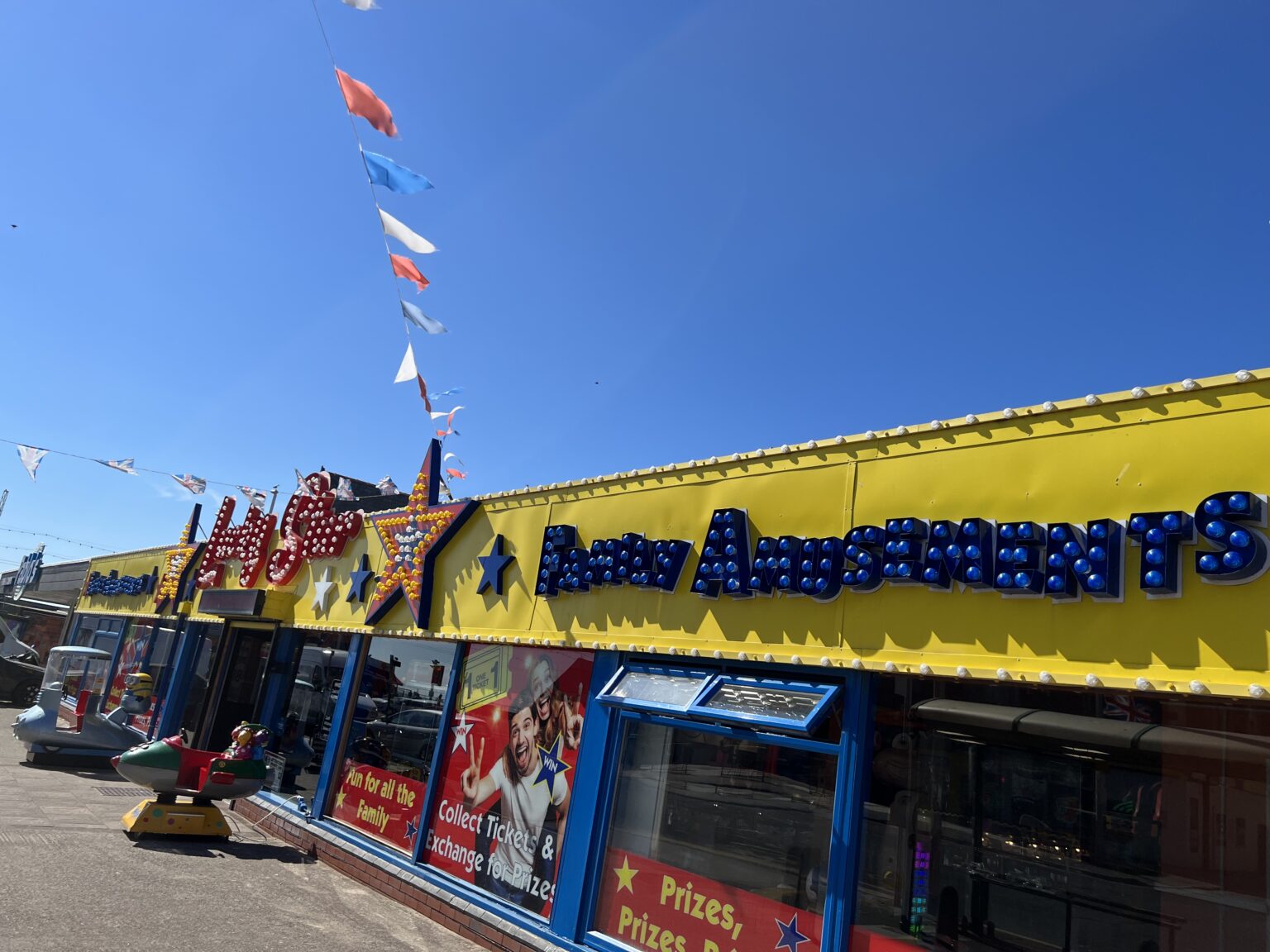 Blackpool Amusement Arcades • with Live Blackpool