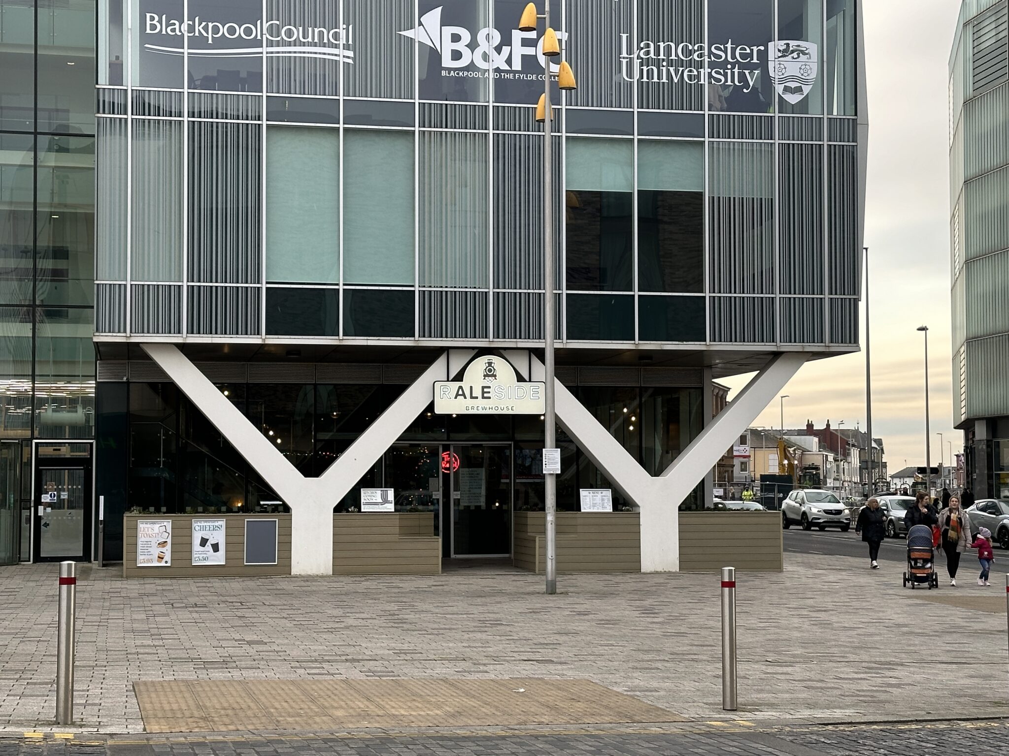 Raleside Blackpool • places to eat and drink with Live Blackpool