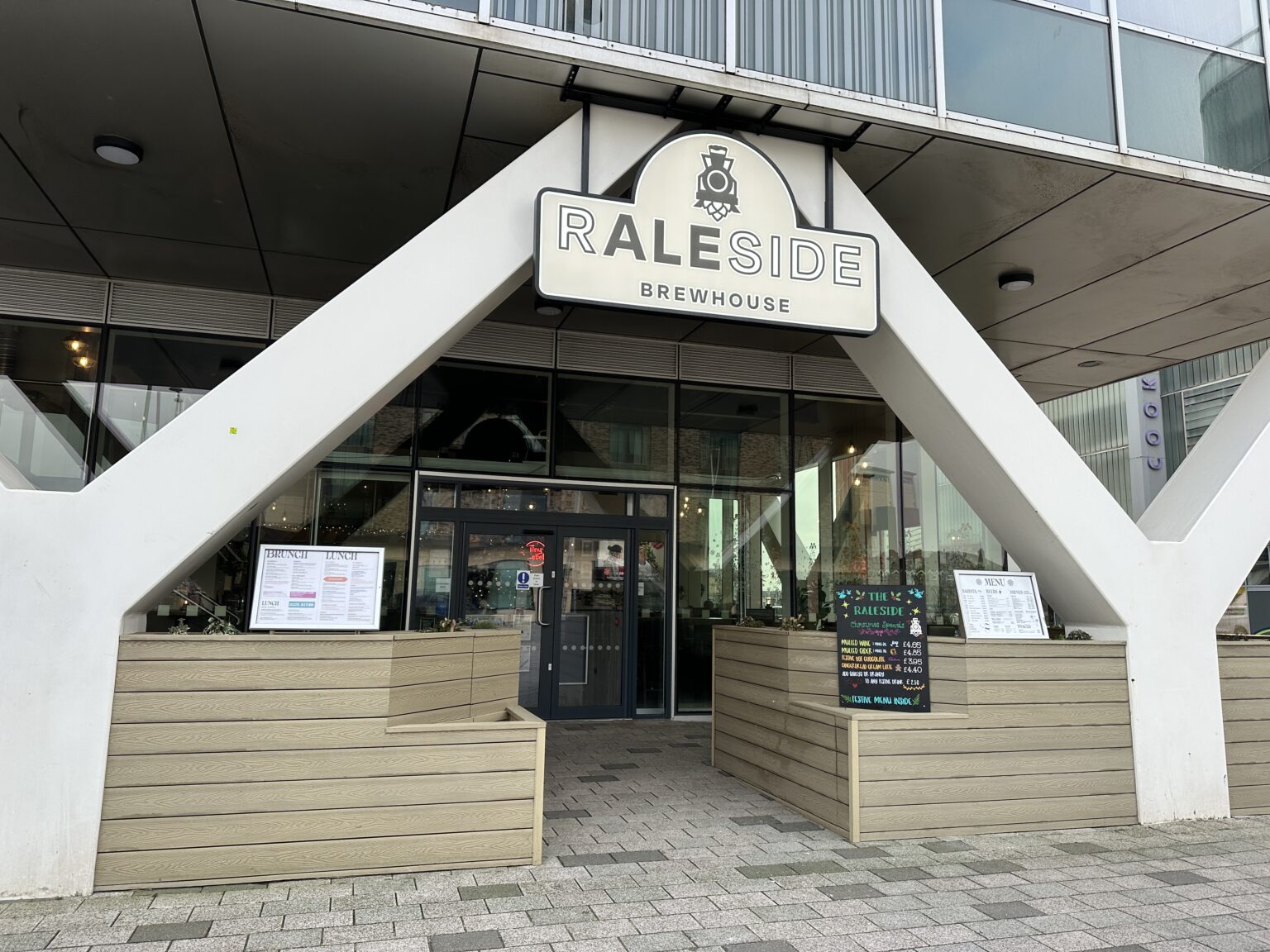 Raleside Blackpool • places to eat and drink with Live Blackpool